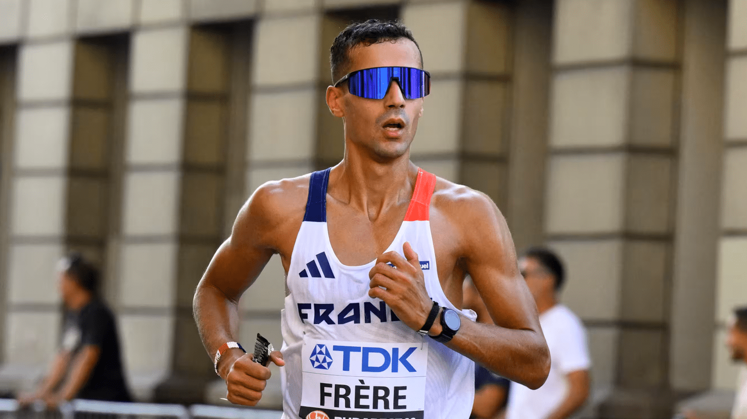 INFO FRANCEINFO. Athlétisme : le marathonien français Mehdi Frère ...